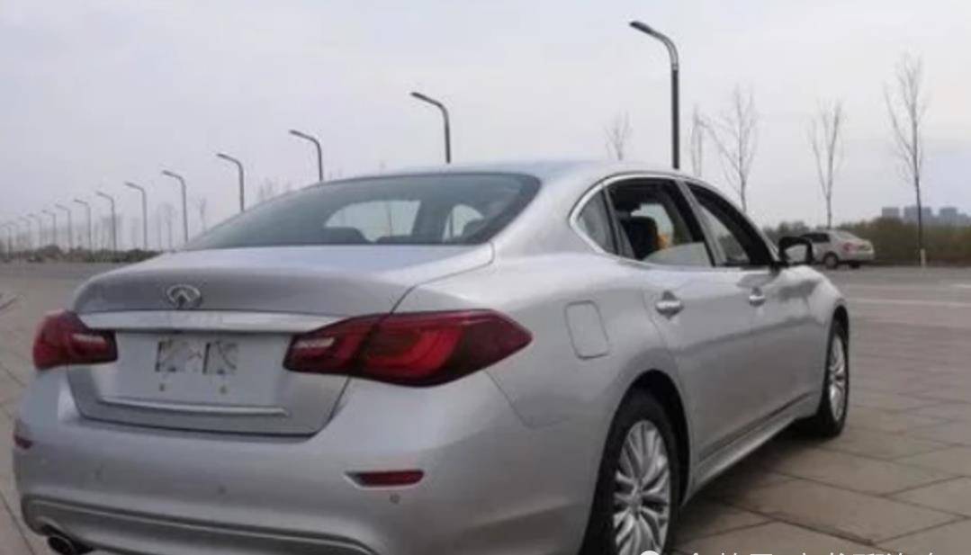 英菲尼迪Q70和奥迪A6L哪个档次高？老司机：对比差距很明显_搜狐汽车_搜狐网