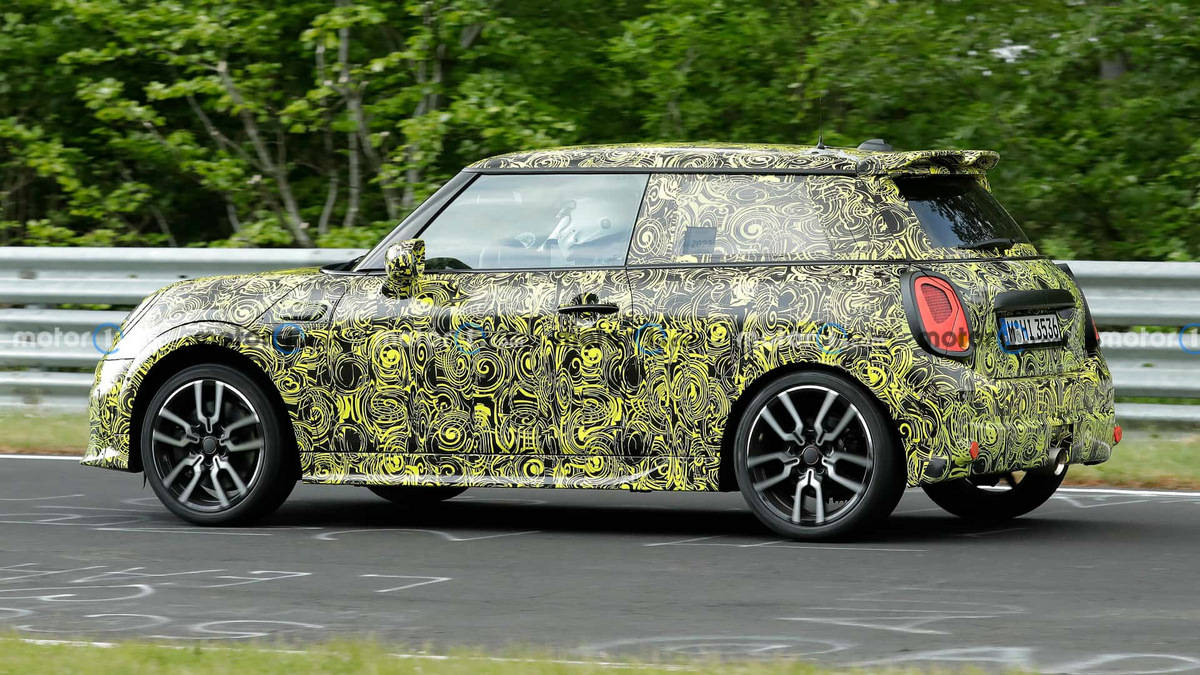 时尚的小钢炮！精致小车不缺运动感，MINI COOPER S纽北谍照曝光_搜狐汽车_搜狐网