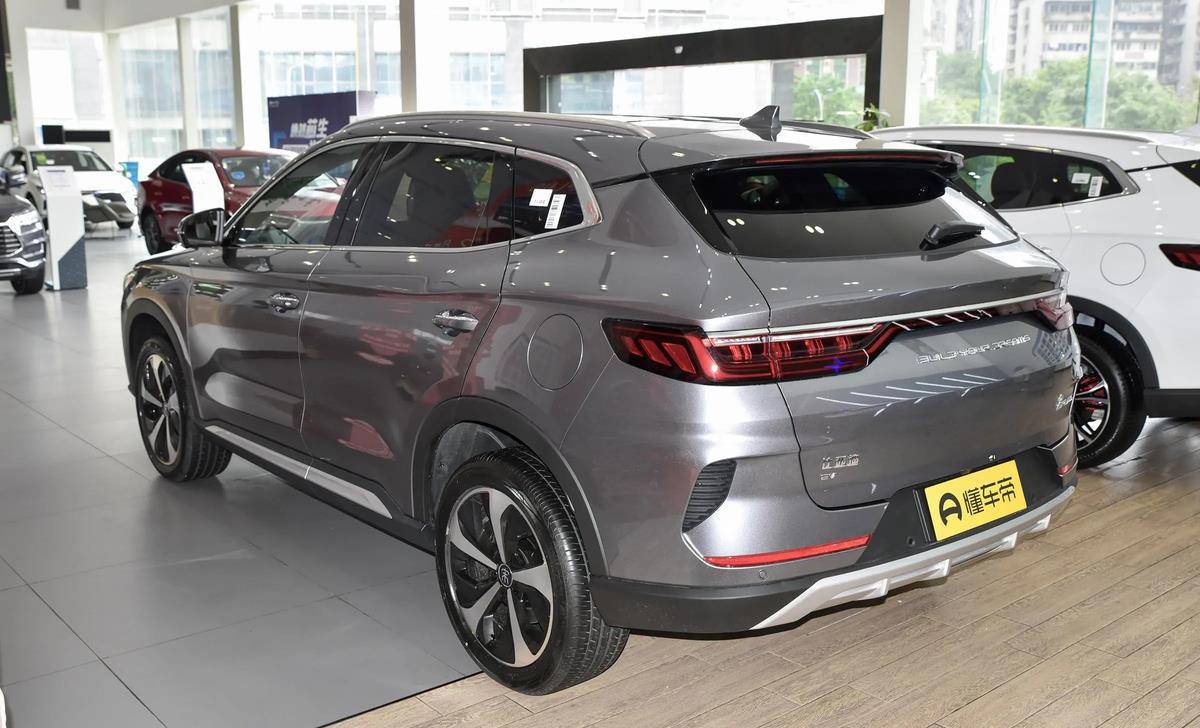 搭载刀片电池，续航505km，适合家用的纯电SUV_搜狐汽车_搜狐网