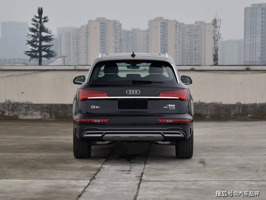 豪华中型SUV间的对决，奥迪Q5L对比宝马X3谁更适合你_搜狐汽车_搜狐网
