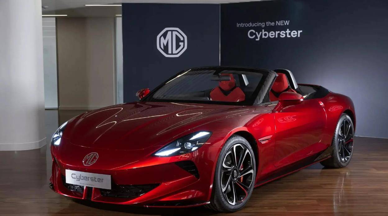 名爵Cyberster于国外首次亮相，预计海外售价约5.5万英镑起_搜狐汽车_搜狐网
