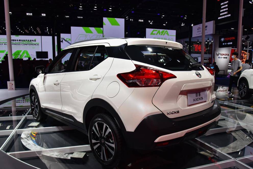 新款劲客终于上市，油耗5.6L＋国六，比本田XRV有个性，9.98万_搜狐汽车_搜狐网