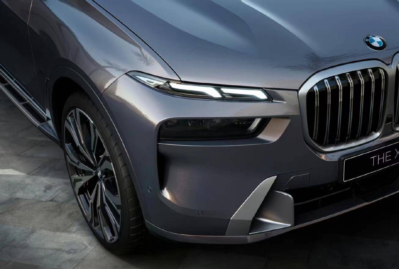 造型设计向7系看齐，试驾体验宝马新款X7_搜狐汽车_搜狐网