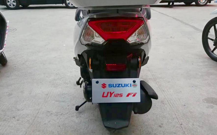 两款最热销踏板车，铃木UY125和豪爵USR125，谁更好？_搜狐汽车_搜狐网