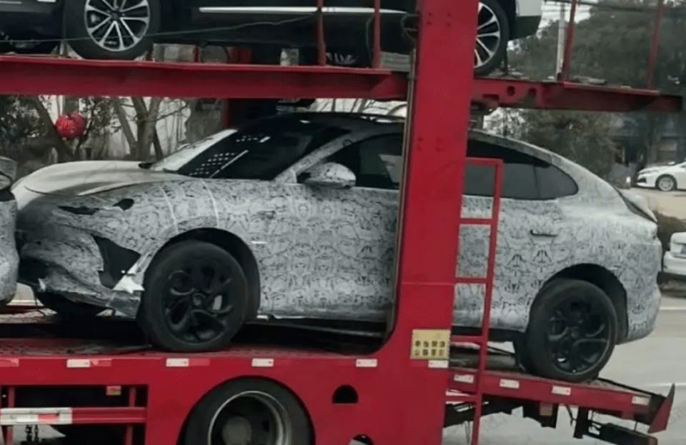 打破冰冷销量？智己全新中型SUV曝光，号称小号LS7！_搜狐汽车_搜狐网