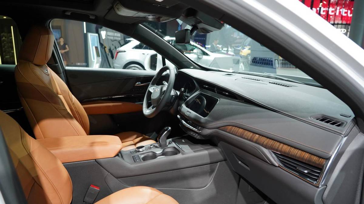 全新林肯冒险家PK凯迪拉克XT4，谁能冲破美式豪华SUV边界？_搜狐汽车_搜狐网