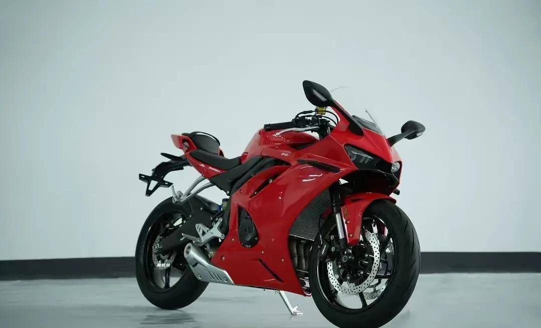 同级无敌，凯越450RR实车无伪亮相！_搜狐汽车_搜狐网