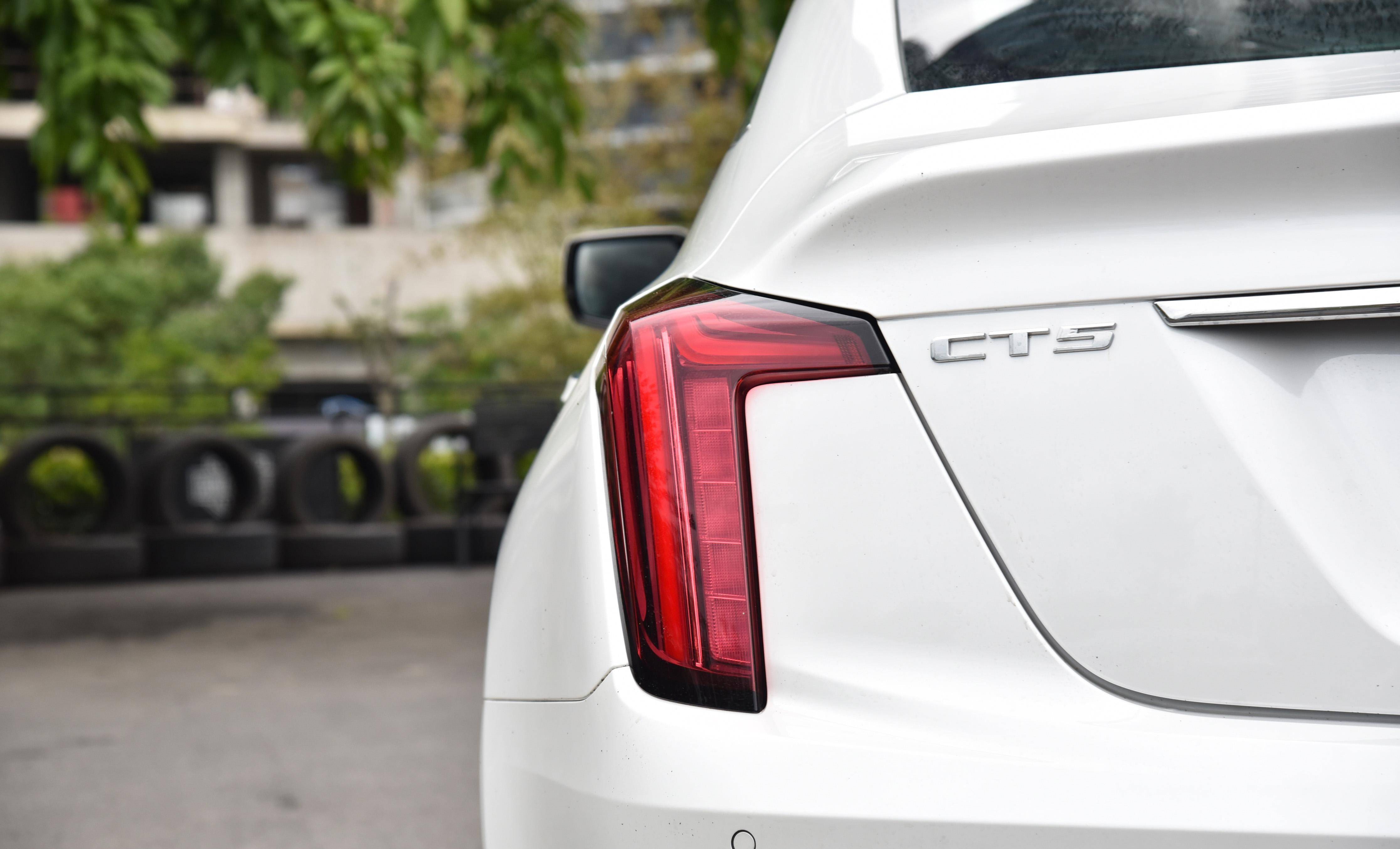 凯迪拉克CT5 28T豪华型标准版：动力与舒适并重_搜狐汽车_搜狐网