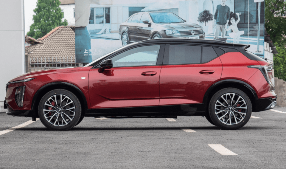 定位A级轿跑SUV，标配33英寸9K屏，凯迪拉克GT4能否担任走量一职_搜狐汽车_搜狐网