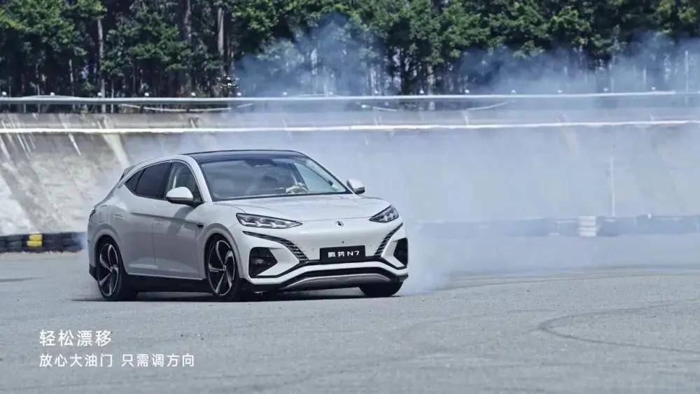 D9出道即巅峰，腾势首个品牌日揭露爆红真相_搜狐汽车_搜狐网