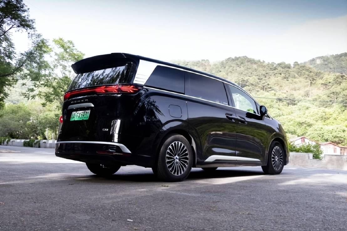 自主品牌新能源MPV的最强对决，深入剖析传祺智电新能源E9和腾势D9_搜狐汽车_搜狐网