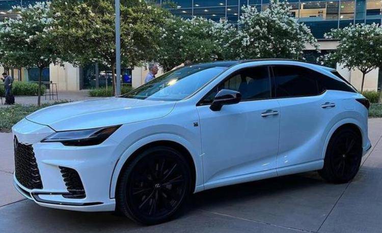 全新雷克萨斯RX实车亮相，轴距超2米8，配四种动力系统，竞争BBA_搜狐汽车_搜狐网