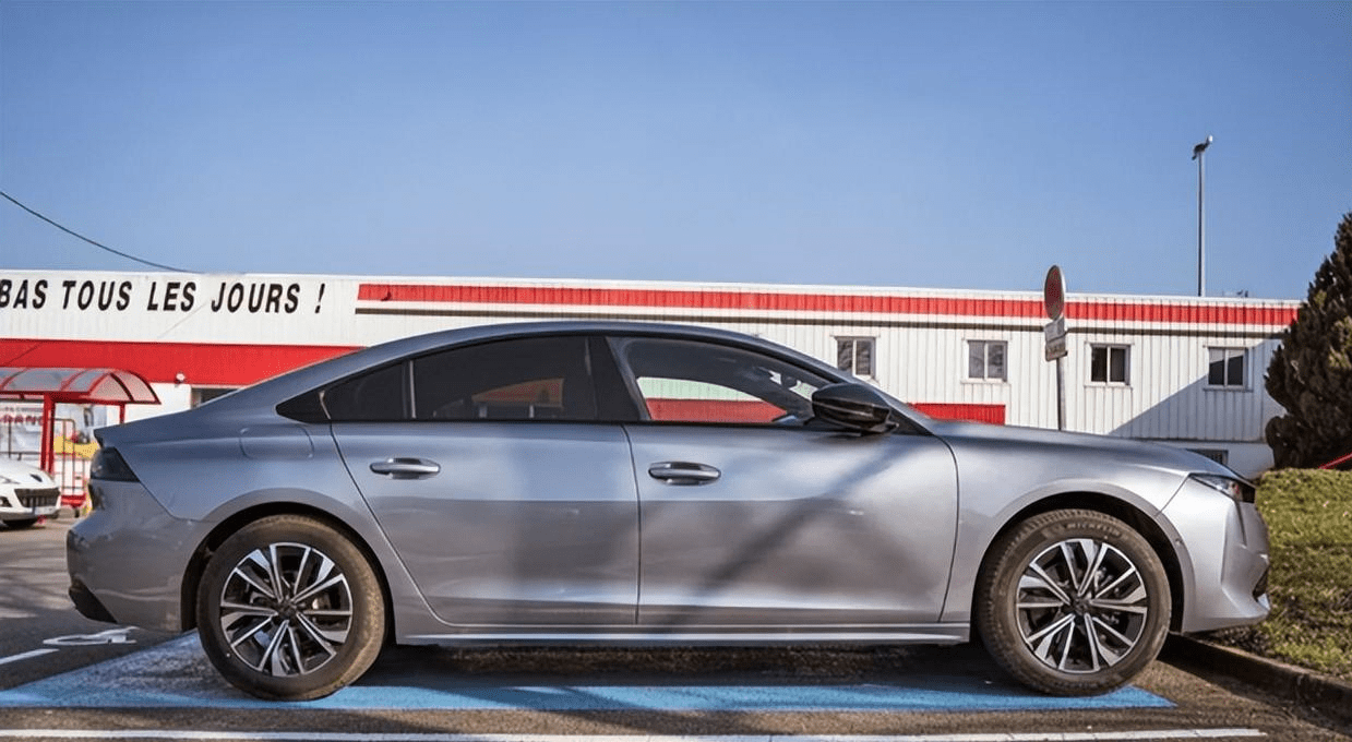 2023款“标致508L”实车曝光，全新前脸造型更加炫酷，配1.8T动力_搜狐汽车_搜狐网