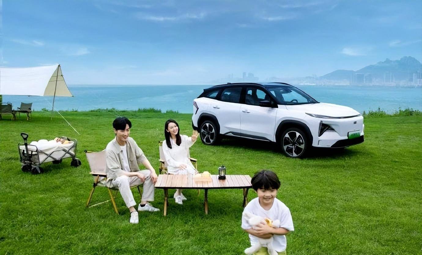 搭雷神电混8848动力系统，13.87万起售，吉利银河L7正式上市_搜狐汽车_搜狐网