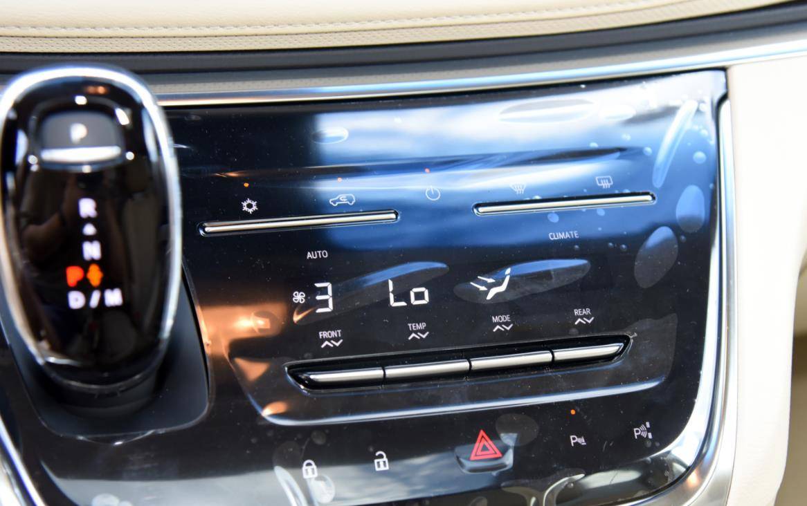 全系别克GL8来袭，全系标配2.0T＋48V，配大沙发座椅，赛那又慌了_搜狐汽车_搜狐网