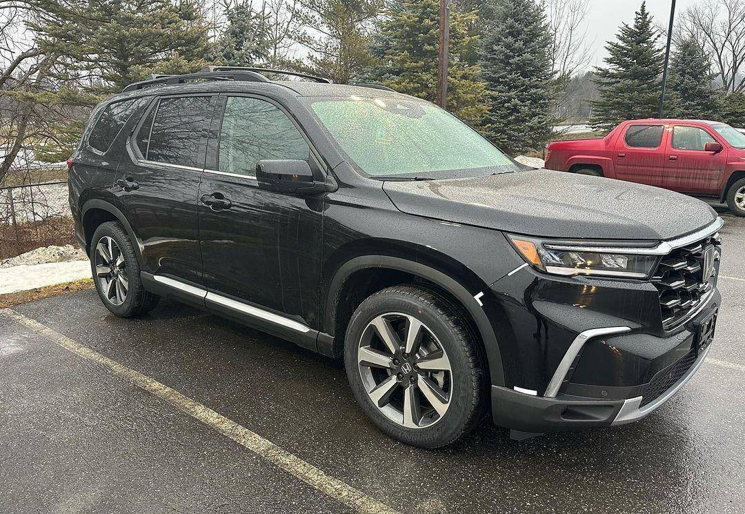 本田终于“藏不住”了！全新一代Pilot曝光，V6+10AT，比途昂野性_搜狐汽车_搜狐网