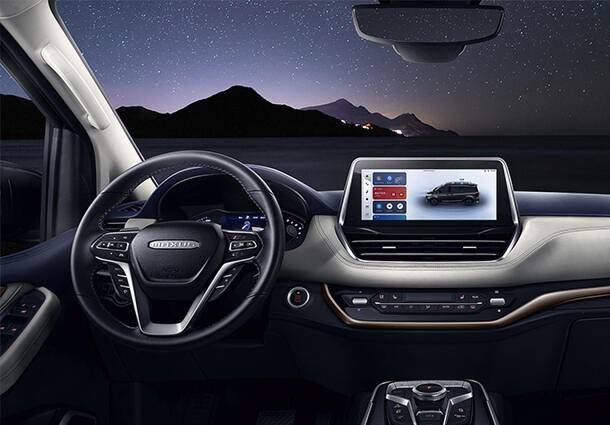 与其纠结七座传祺m8多少钱，不如看看它和上汽大通MAXUS G20 PLUS的对比_搜狐汽车_搜狐网