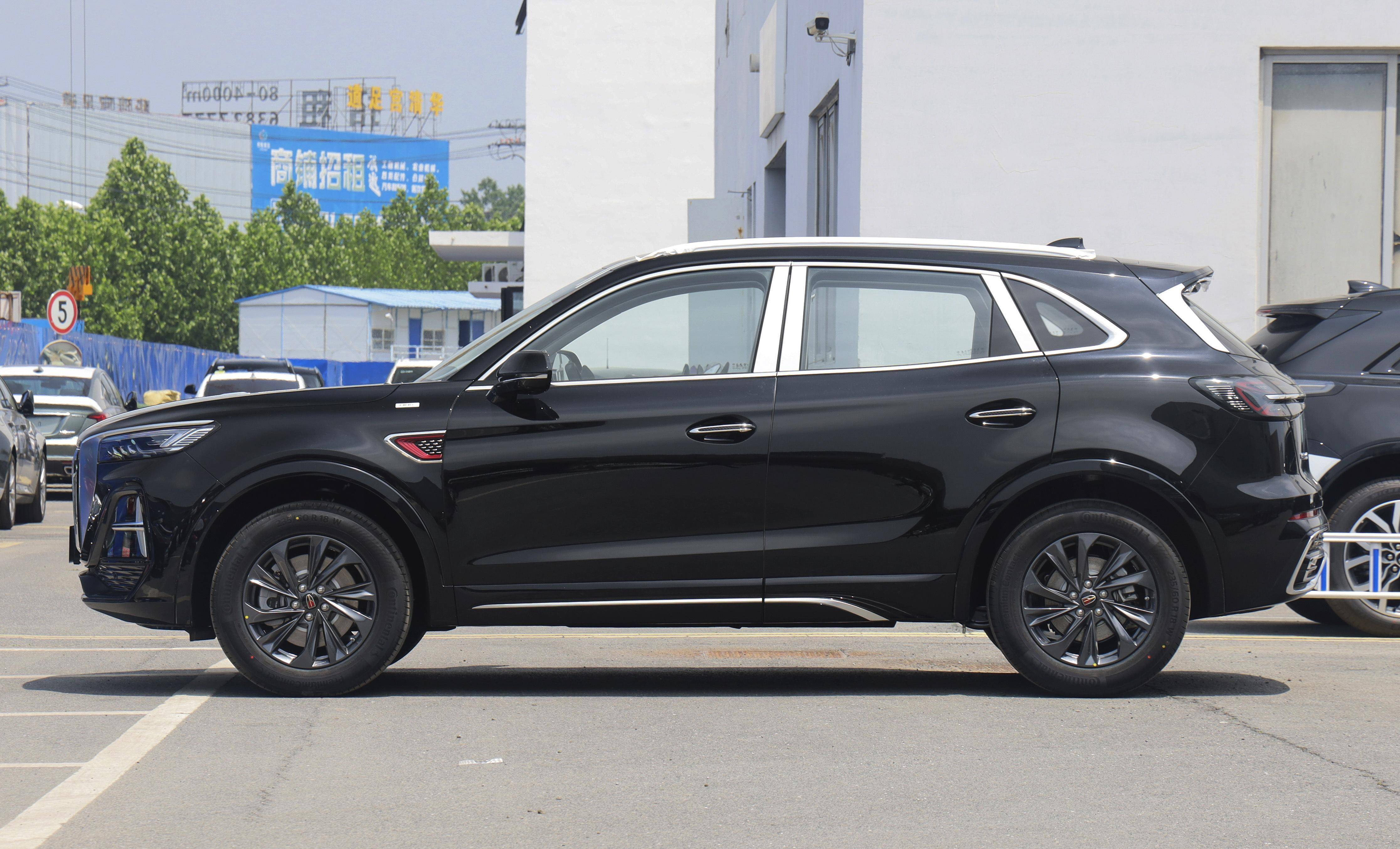 红旗HS5：B级全能SUV，外观时尚，空间超大，能和丰田媲美吗？_搜狐汽车_搜狐网