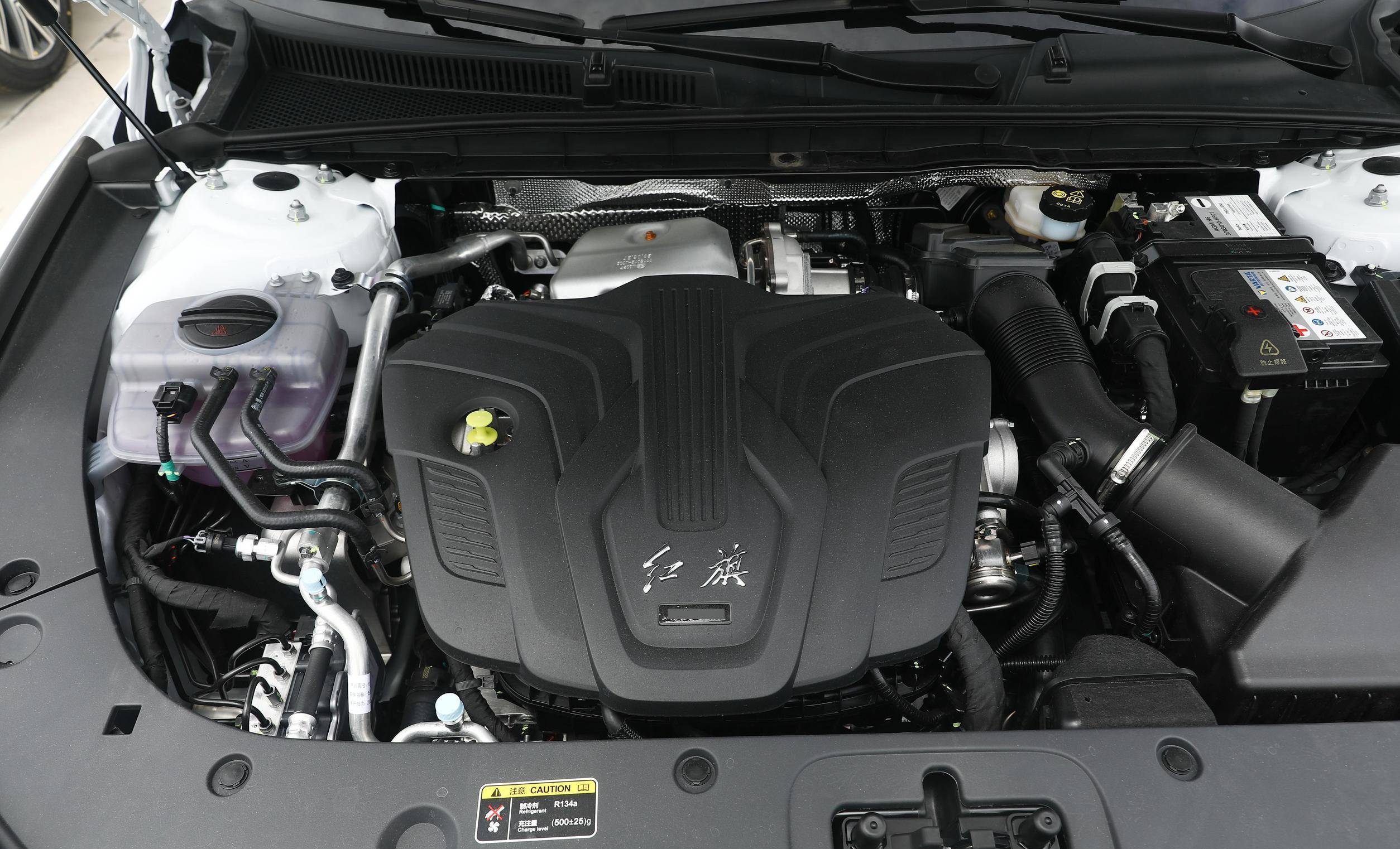 红旗H6外观漂亮，溜背造型+掀背尾门，2.0T动力，配爱信8AT变速箱_搜狐汽车_搜狐网