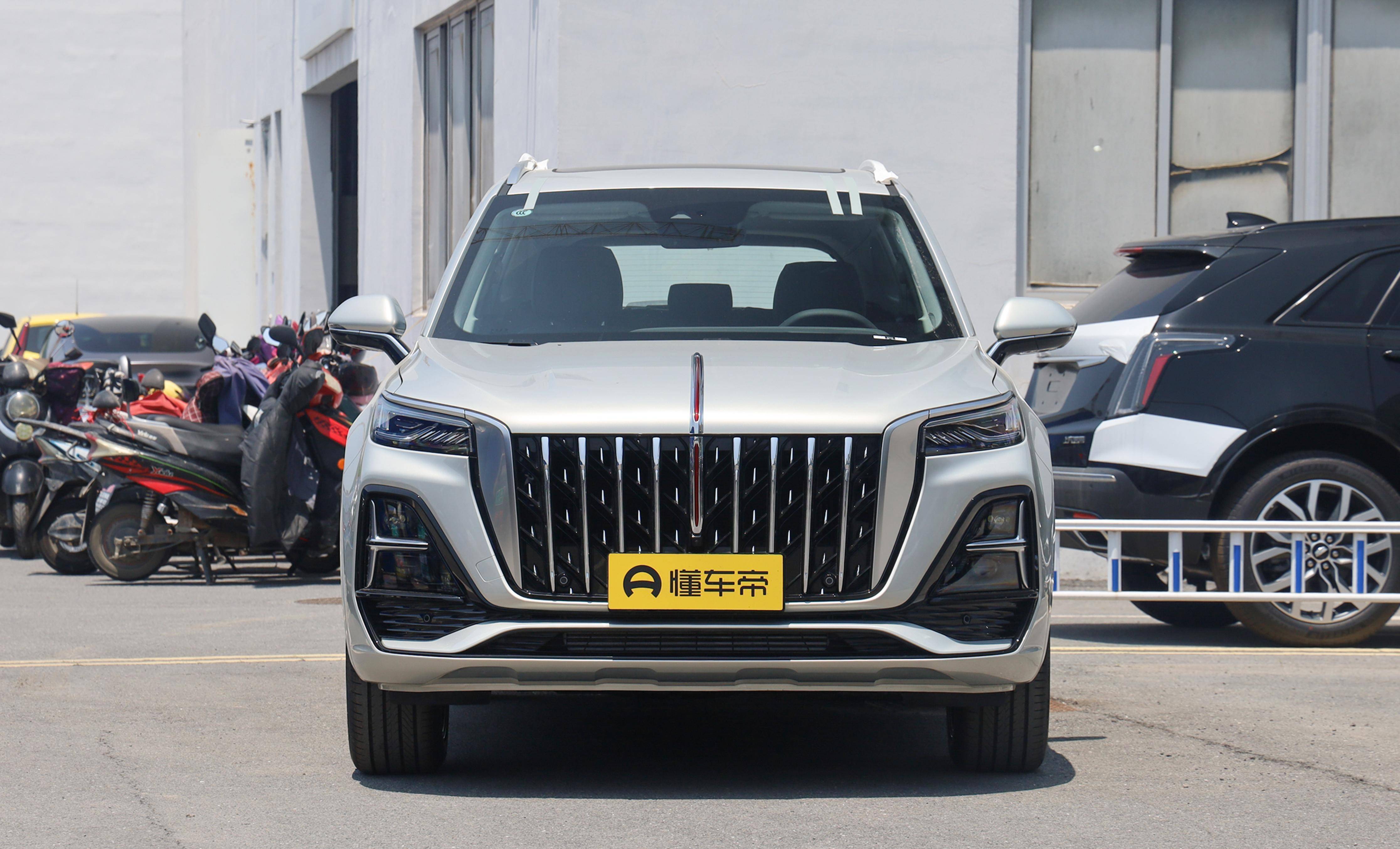 途观L真不香了！这SUV标配252马力+8AT，好开又大气，红旗HS5_搜狐汽车_搜狐网