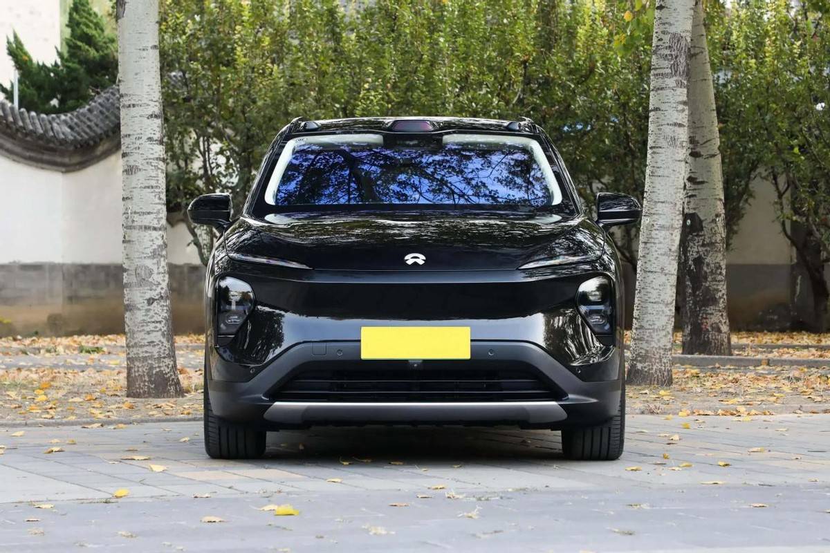 “大五座”新能源SUV的对决！岚图FREE对比蔚来ES7，谁更“全能”_搜狐汽车_搜狐网