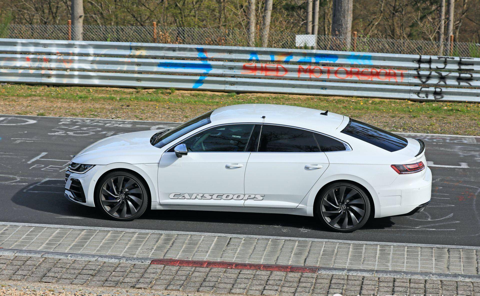 大众Arteon R无伪装路试谍照曝光，前脸采用了很有性能感的包围_搜狐汽车_搜狐网