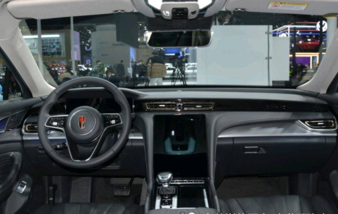 22.5万入手红旗H5，再开朋友的奥迪A4L，车主说了7个字_搜狐汽车_搜狐网