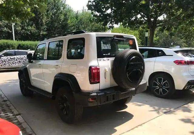 又一硬派SUV来袭，2.0T＋8AT，分时四驱＋4L全地形，放弃汉兰达_搜狐汽车_搜狐网