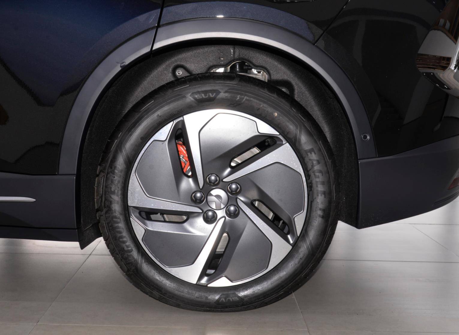 降价了，33.8万看谁更值 蔚来ES6对比智己LS7_搜狐汽车_搜狐网