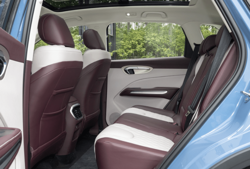 10万级紧凑SUV搅局者，2.0T+ 爱信8AT！奔腾T90正式上市_搜狐汽车_搜狐网