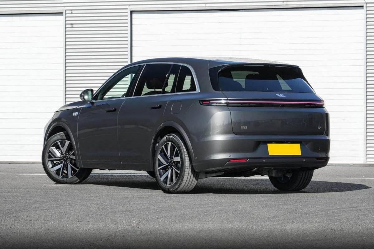 解读理想L7，一箱油能跑1315km，5秒级破百，家用代步首选？_搜狐汽车_搜狐网