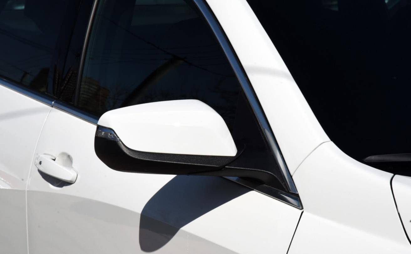 被忽略的一匹“B级黑马”！配8气囊，轴距2829，搭9AT＋241马力_搜狐汽车_搜狐网