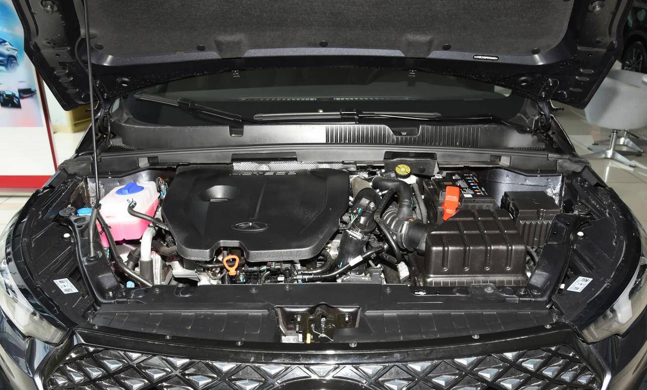 全新艾瑞泽5 PLUS来了，7万多就能买，油耗低至6.3L，关键颜值高_搜狐汽车_搜狐网