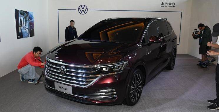 大众首款商务MPV来袭，长超5米3轴距近3米2，2.0T对标别克GL8_搜狐汽车_搜狐网