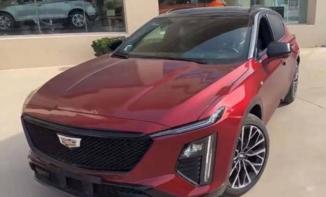 凯迪拉克GT4：时尚小型SUV，配9K曲面屏+2.0T动力_搜狐汽车_搜狐网