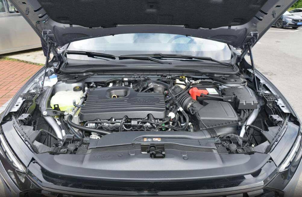 适合年轻人的B级车，标配2.0T+8AT，轴距超2米9，解读全新蒙迪欧_搜狐汽车_搜狐网