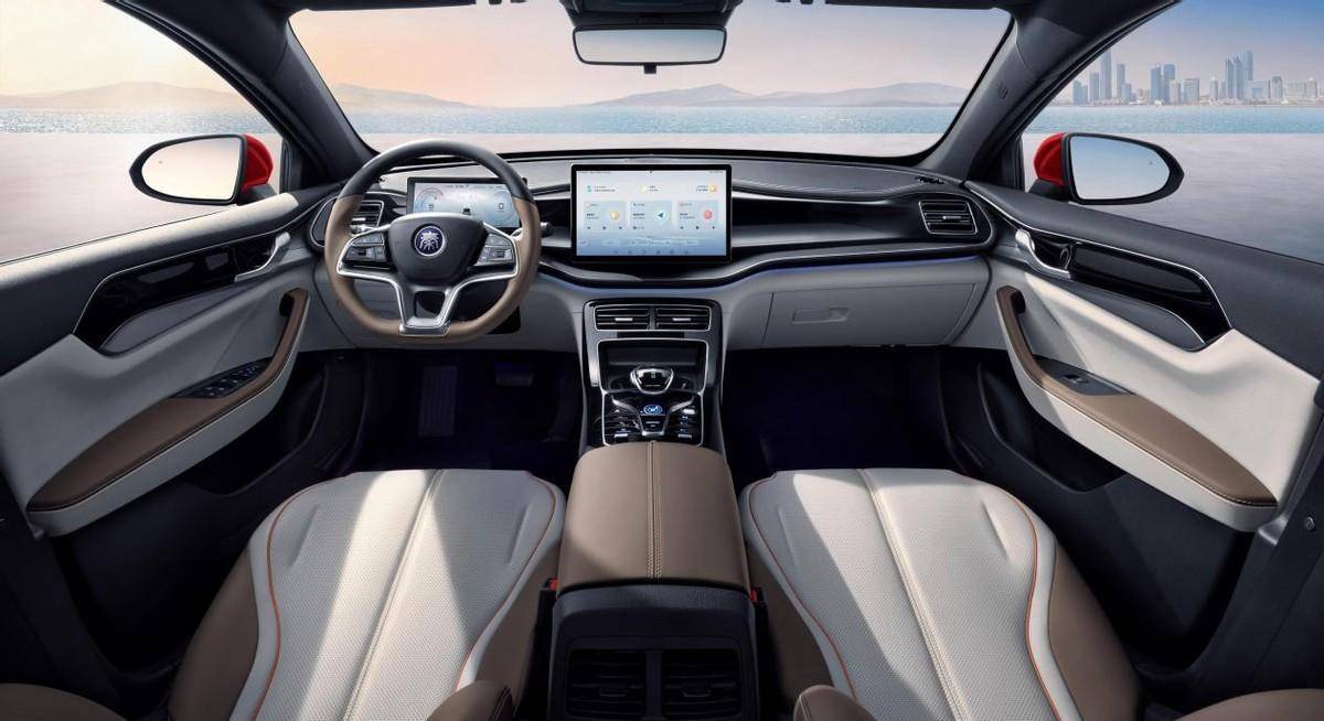 15万级主流纯电家轿之争 零跑C01对比比亚迪秦plus ev_搜狐汽车_搜狐网