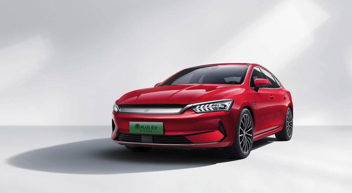 15万级主流纯电家轿之争 零跑C01对比比亚迪秦plus ev_搜狐汽车_搜狐网