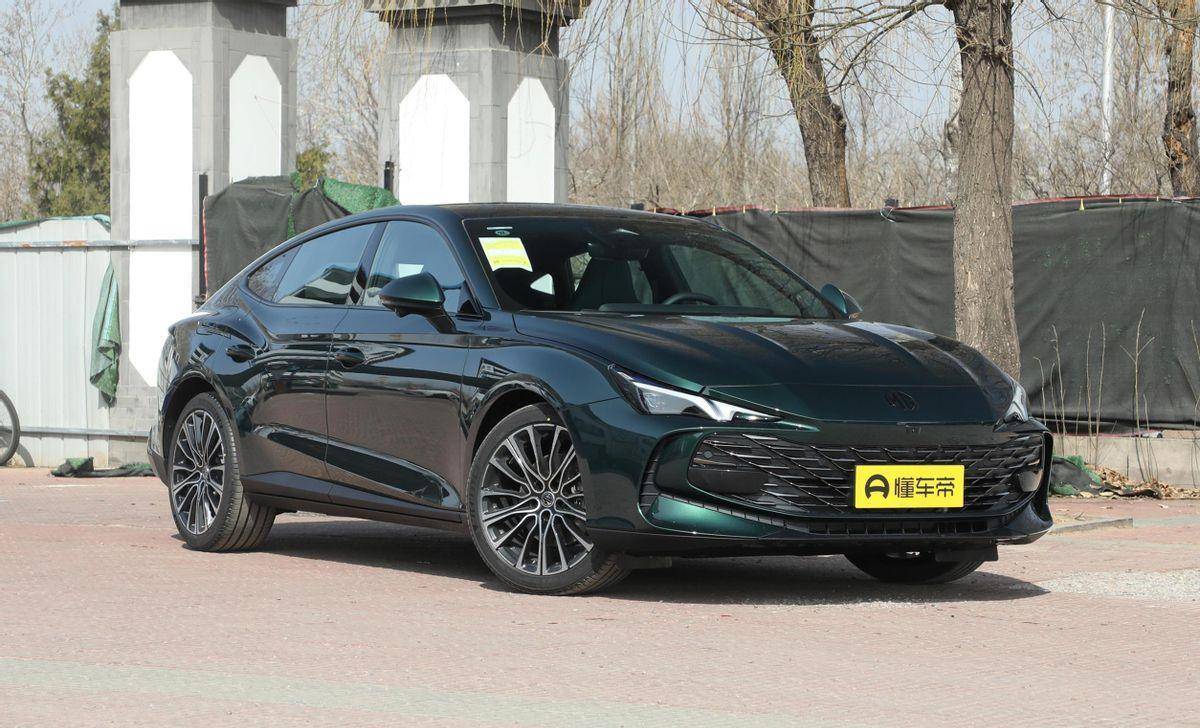 三段式尾翼+电磁悬挂+X-MODE模式，MG7搅局性能车市_搜狐汽车_搜狐网