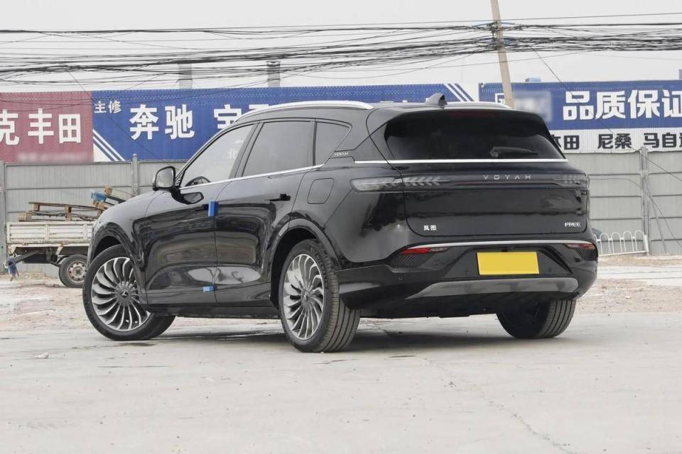 新势力VS国家队，同为大五座SUV，岚图FREE和蔚来ES7谁更值？_搜狐汽车_搜狐网