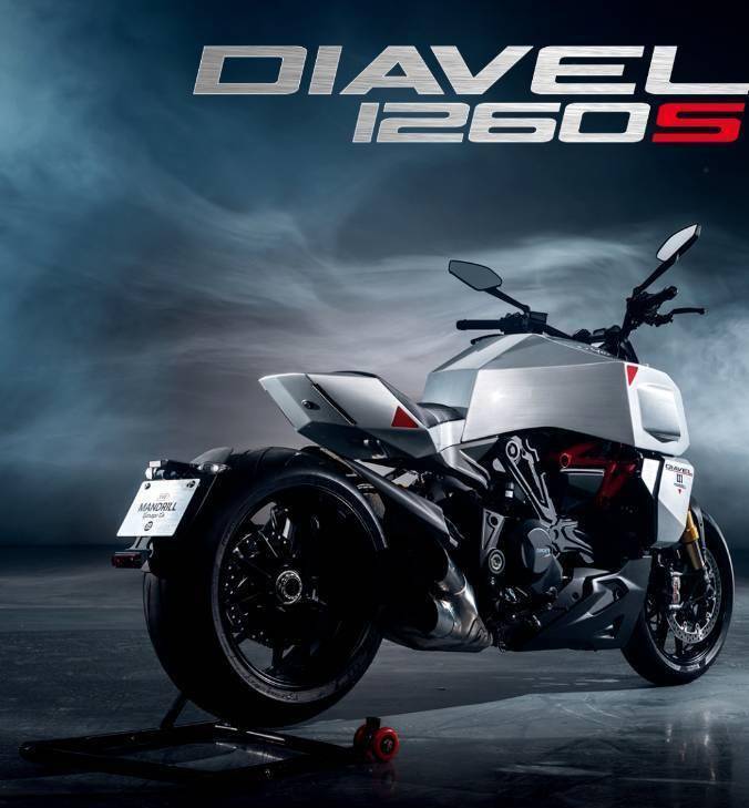 杜卡迪 x Mandrill 纪念限定版“大魔鬼”开拍，起拍价26.2W_搜狐汽车_搜狐网