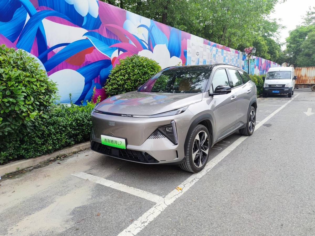 银河L7VS宋PLUS DM-i，新秀和老将谁更值得买？_搜狐汽车_搜狐网