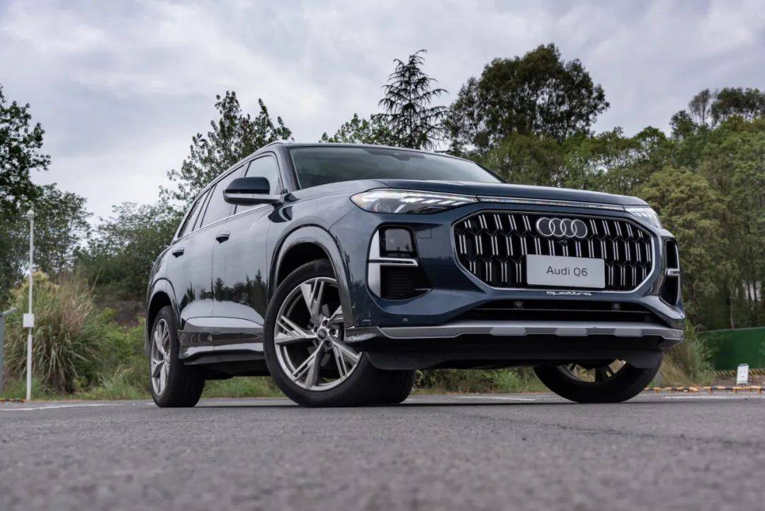 试驾上汽奥迪Q6：豪华又霸气，还有性价比_搜狐汽车_搜狐网
