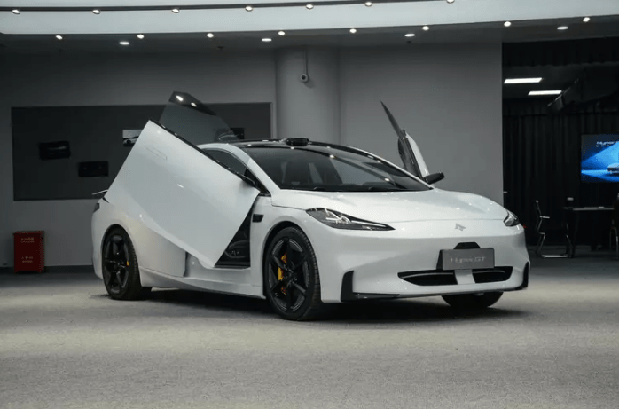 4秒破百 旋翼门轿跑+超快充+激光雷达广汽埃安昊铂GT21.99万起_搜狐汽车_搜狐网