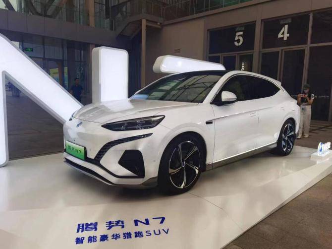 30.18万起 腾势N7正式上市 入门即满配 将跟BBA抢“蛋糕”_搜狐汽车_搜狐网