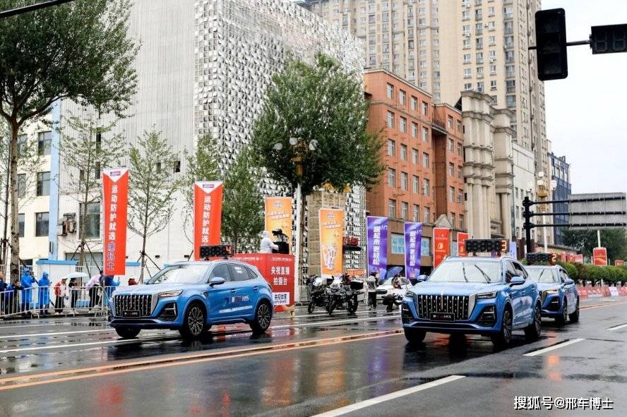 20万国产SUV开出40万SUV效果：新红旗HS5为何这样“红”_搜狐汽车_搜狐网