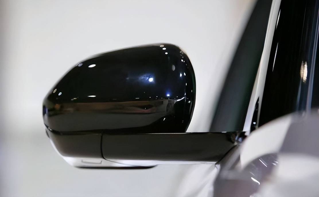 相比纯粹简约的ES8，新款GLE的设计语言如同停留在10年前_搜狐汽车_搜狐网