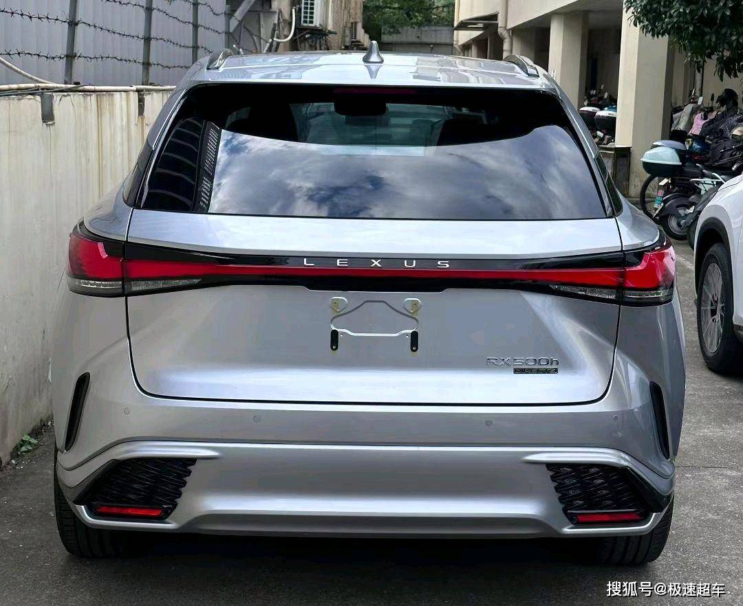 首批新款雷克萨斯RX抵达国内，搭载2.4T引擎，线条犀利，真帅气_搜狐汽车_搜狐网