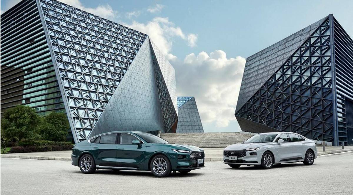 1.5T蒙迪欧来了？配8AT+超大屏，售价14.98万起_搜狐汽车_搜狐网