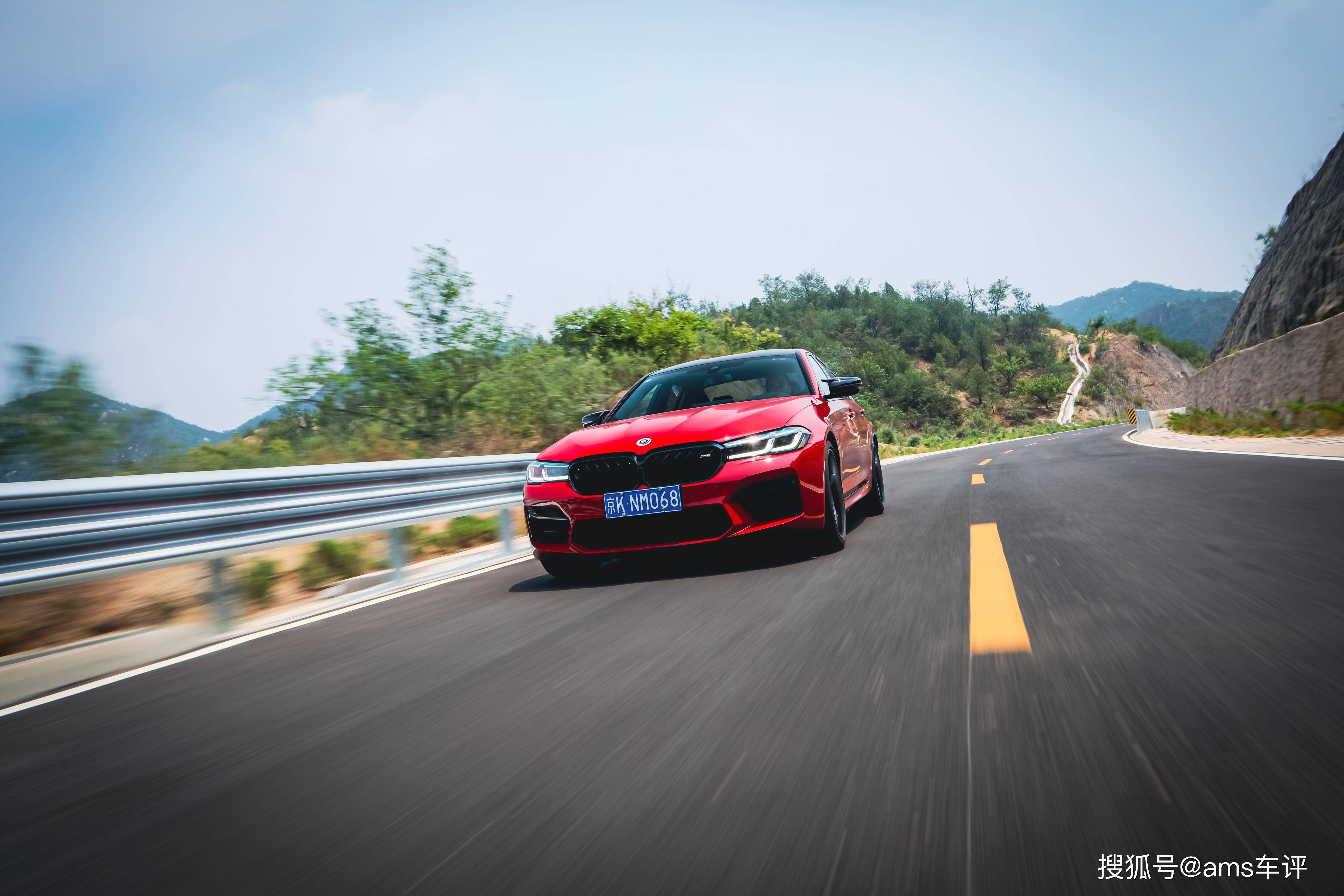 宝马M5：机械狂想曲_搜狐汽车_搜狐网